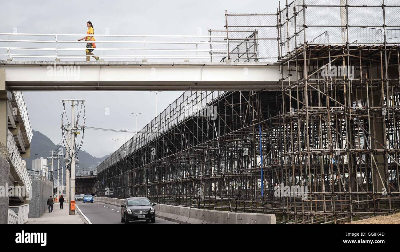 Photo shows scaffolding hi-res stock photography and images - Alamy