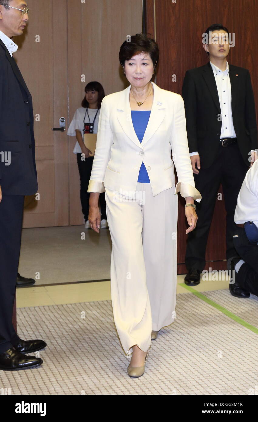 Newly elected Tokyo Govenor Yuriko Koike poses for press in Tokyo ...