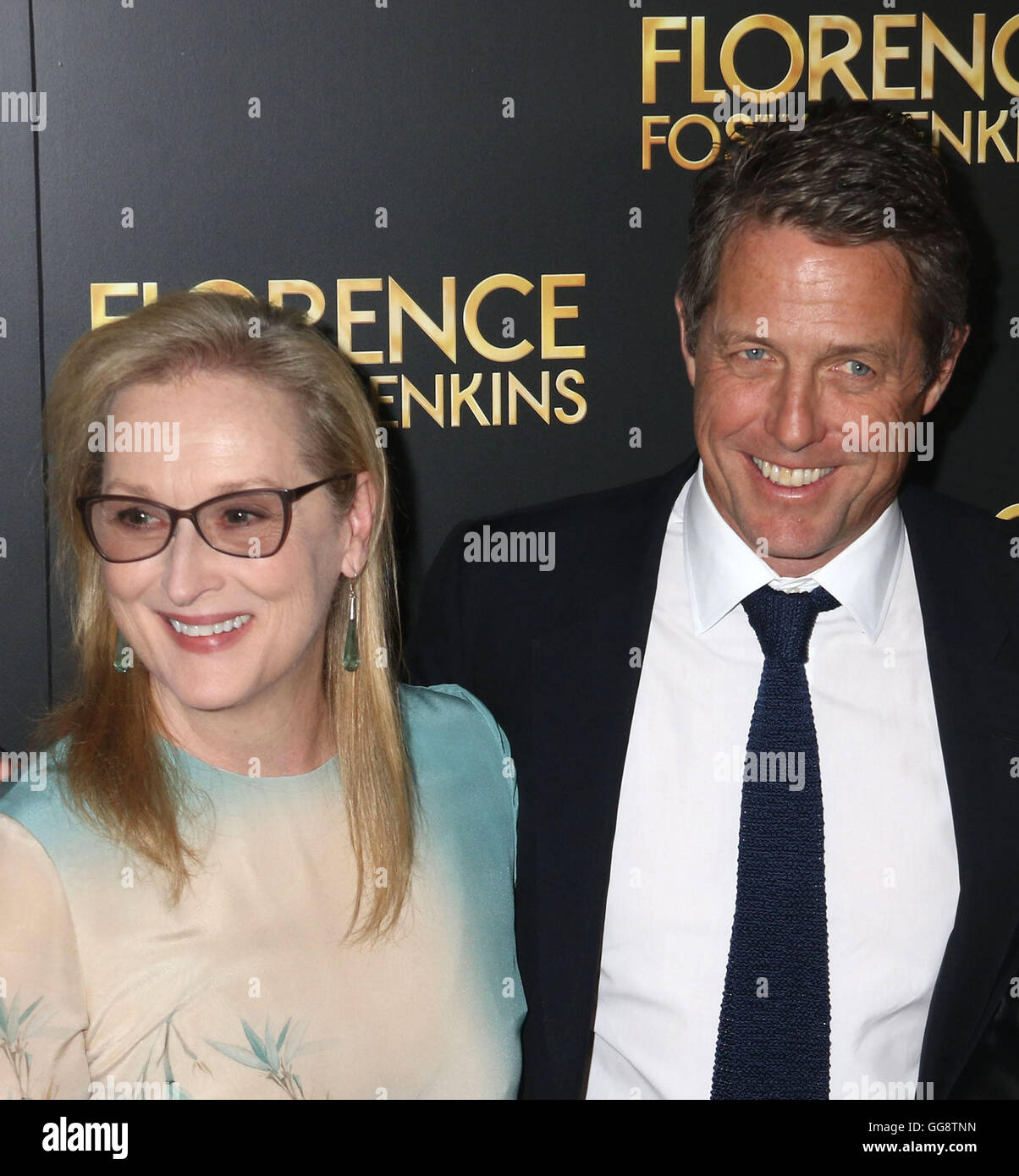 New York, USA. 9th Aug, 2016. Actress MERYL STREEP and actor HUGH GRANT ...