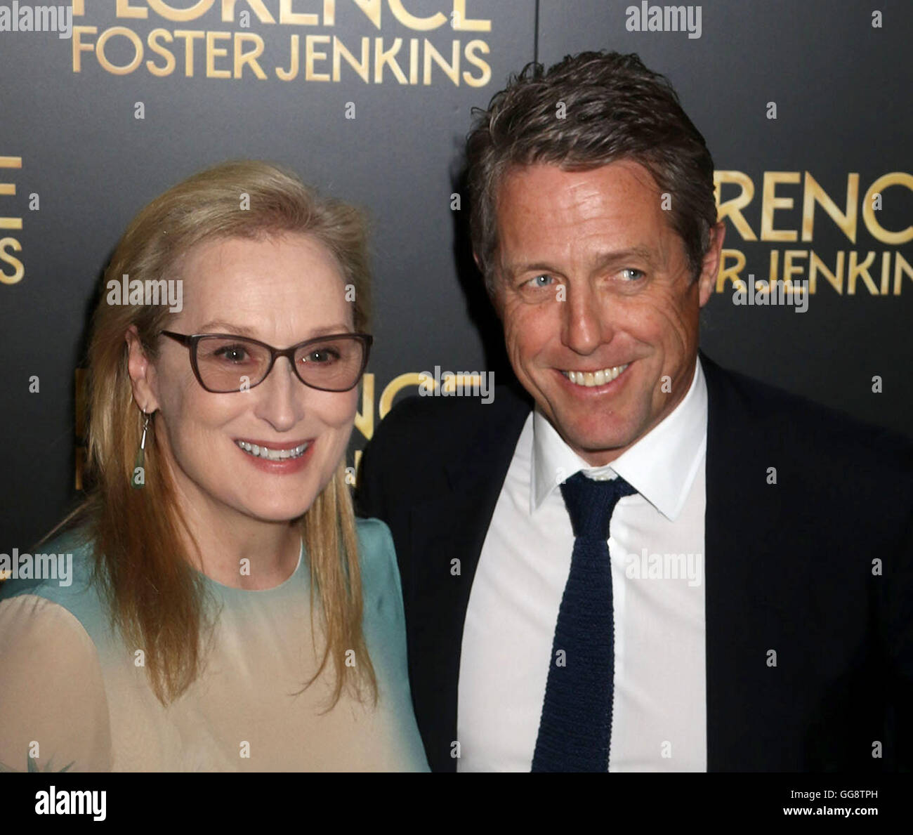 New York, USA. 9th Aug, 2016. Actress MERYL STREEP and actor HUGH GRANT ...