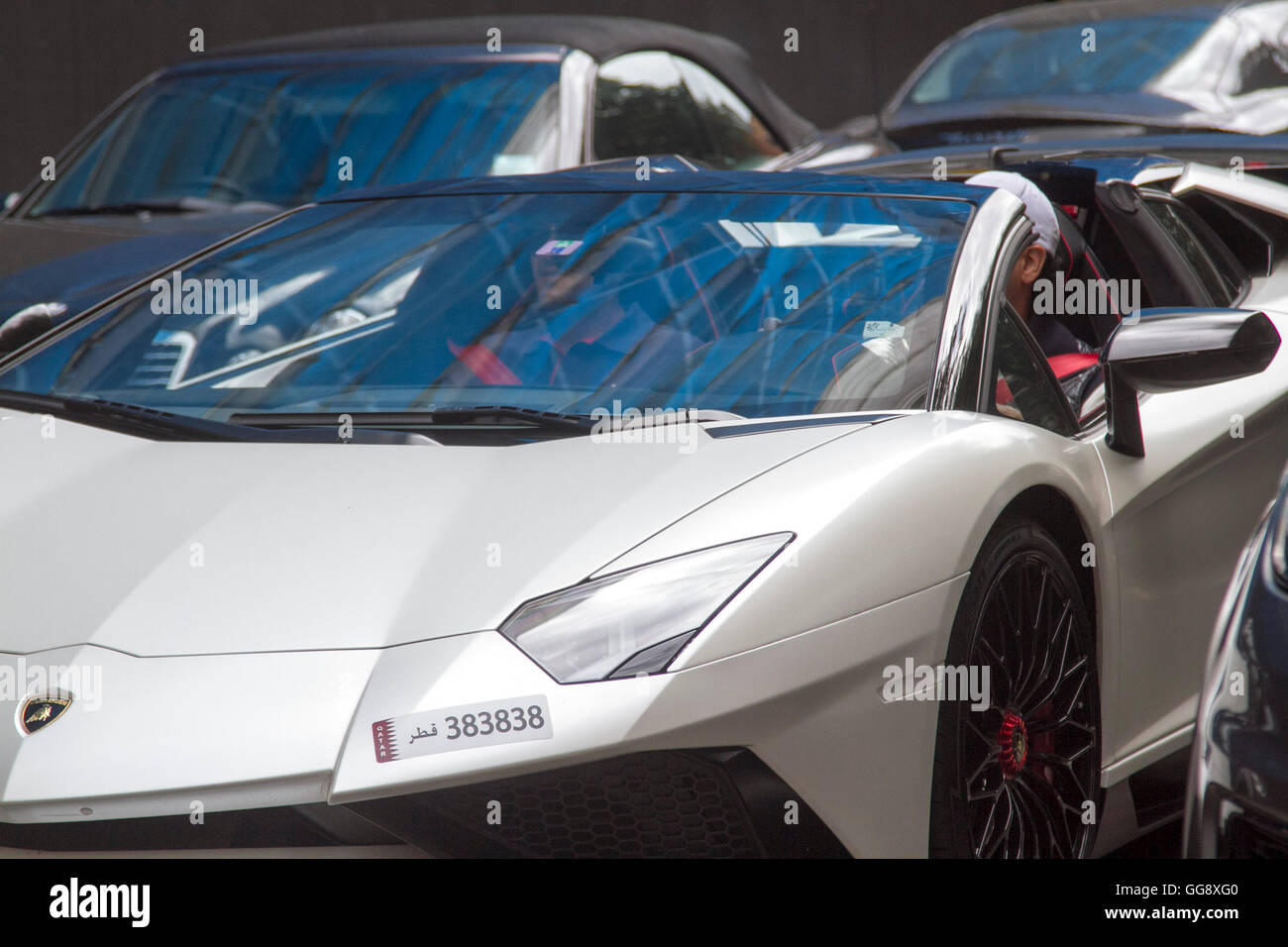 London, UK. 10th Aug, 2016. A Lamborghini Aventador Supercar with Qatar ...
