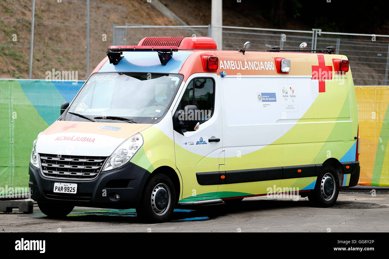 Rio ambulance hi-res stock photography and images - Alamy