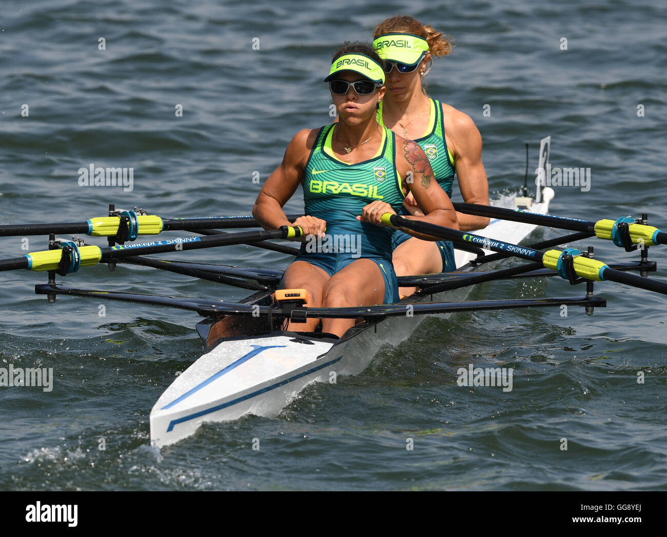 Rio de Janeiro, Brazil. 9th Aug, 2016. Vanessa Cozzi (L) and Fernanda ...