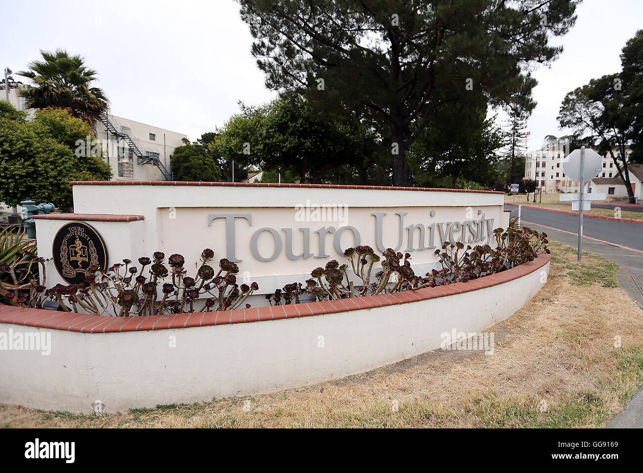 Touro university hi-res stock photography and images - Alamy