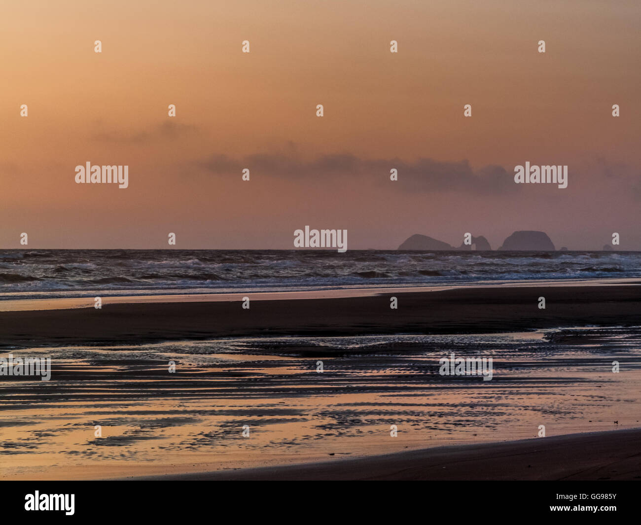 Oregon islands hi-res stock photography and images - Alamy