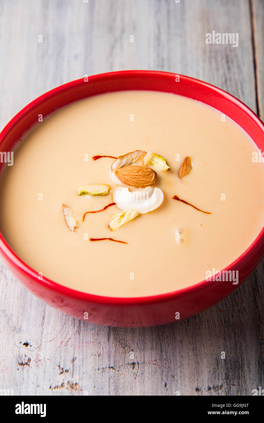 Delicious Indian sweet Rabdi with dry fruits toppings Stock Photo - Alamy