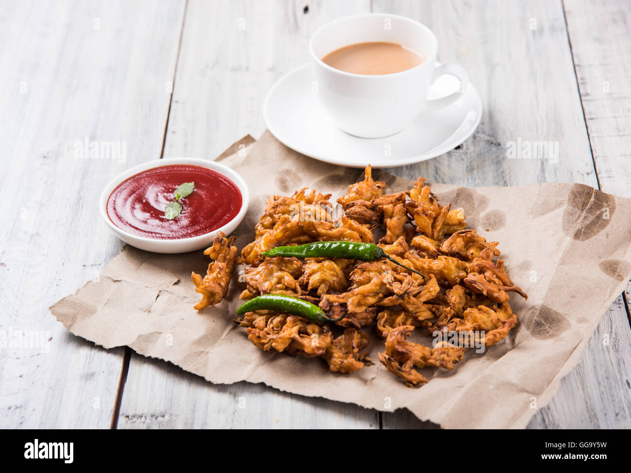 Crispy onion bhaji or kanda bhaji or fried onion pakore or pakode ...