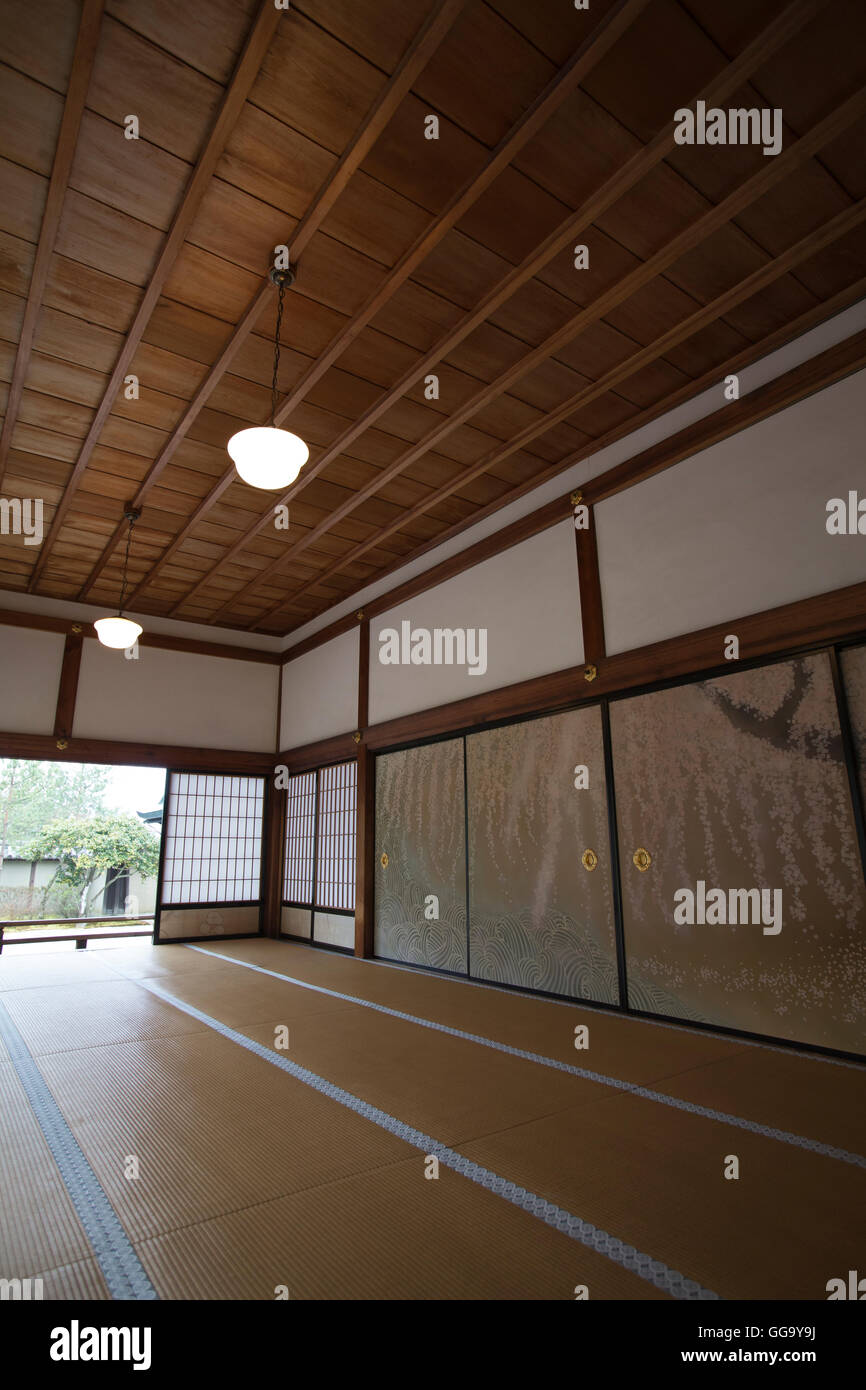 Fusuma tatami hi-res stock photography and images - Alamy