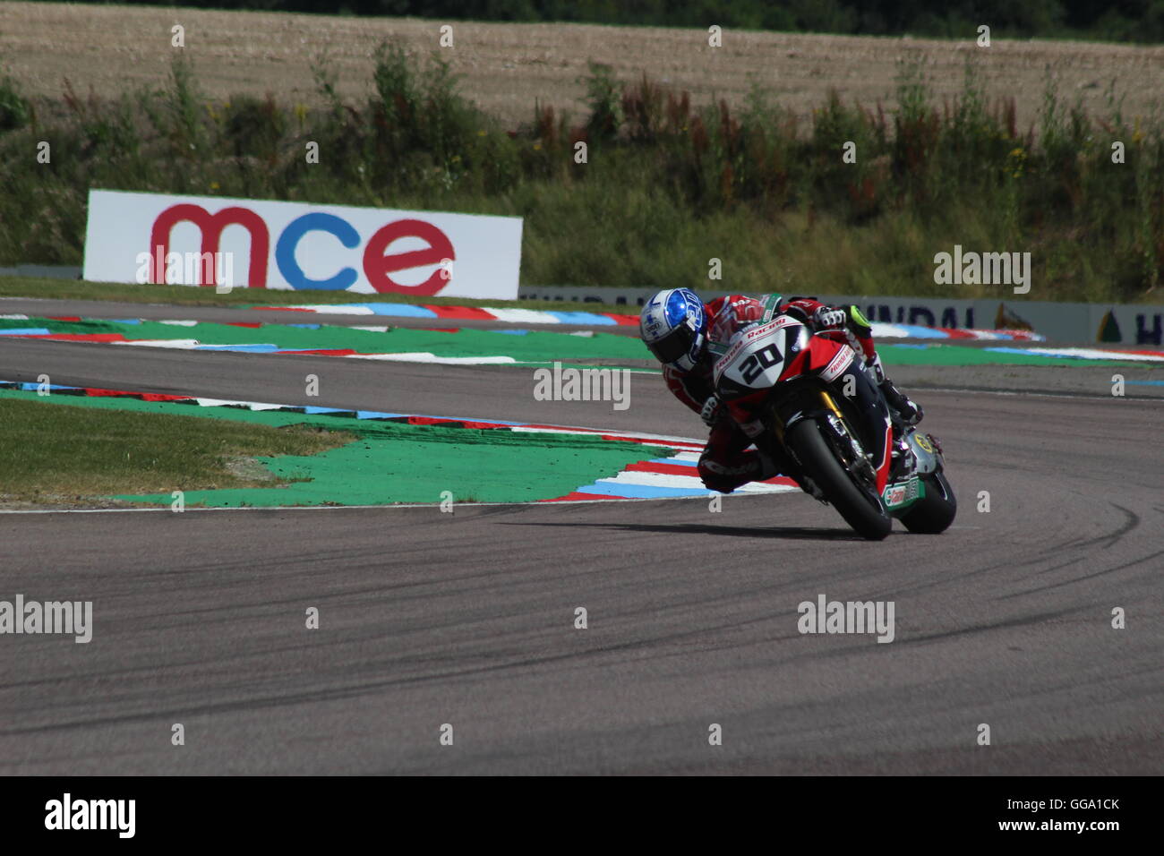 Thruxton Superbikes UK Stock Photo - Alamy