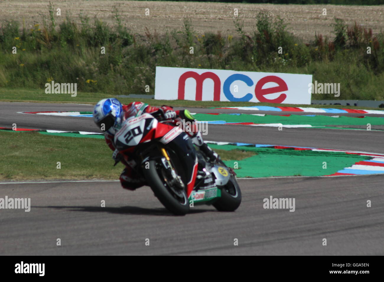 Thruxton Superbikes UK Stock Photo - Alamy