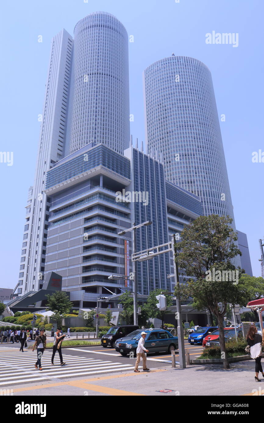 Central structure towers in hi-res stock photography and images - Alamy
