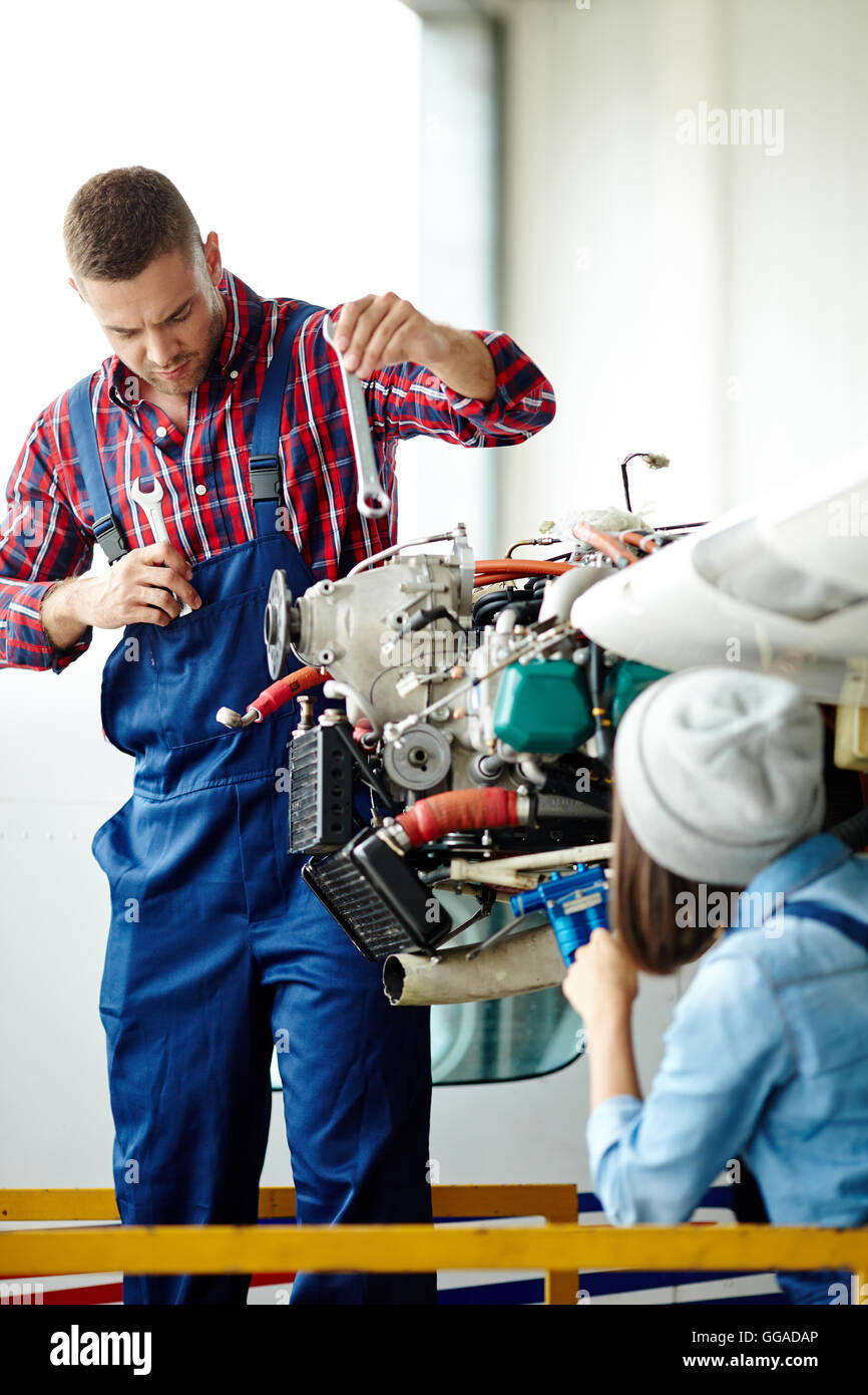Maintenance people hi-res stock photography and images - Alamy
