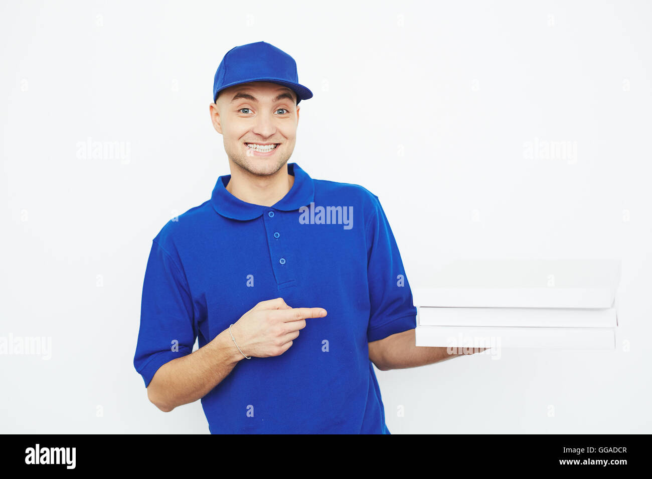 Portrait delivery people smiling hi-res stock photography and images ...