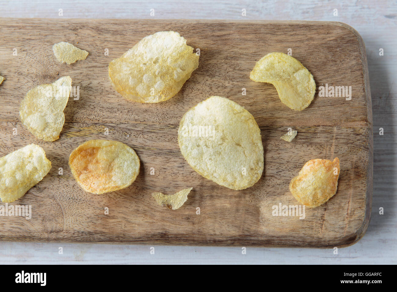 Crunchy delicious potato chips for a tasty snack break Stock Photo - Alamy