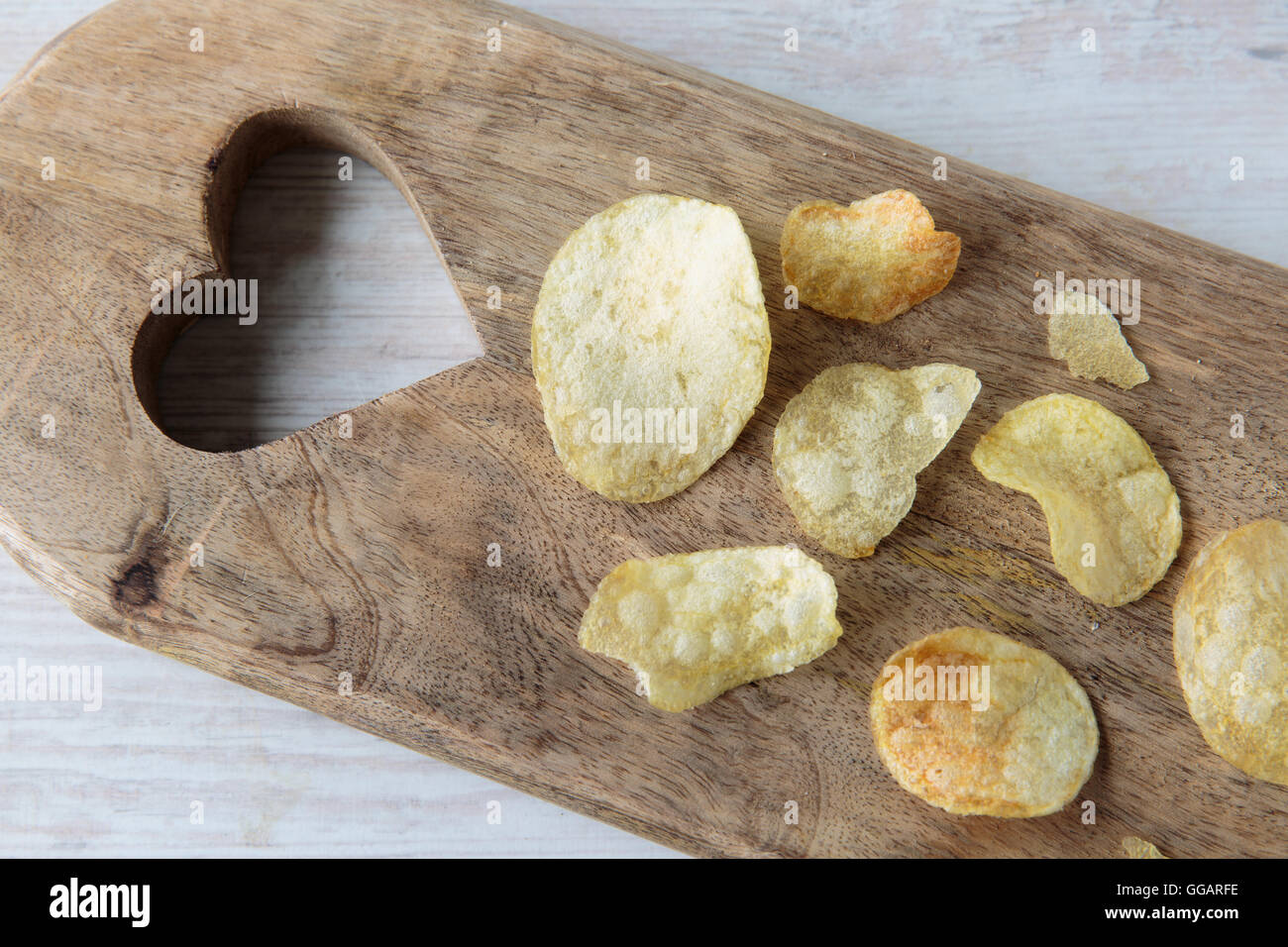 Crunchy delicious potato chips for a tasty snack break Stock Photo - Alamy