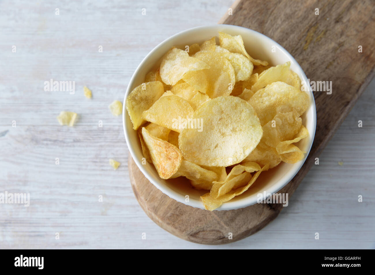Crunchy delicious potato chips for a tasty snack break Stock Photo - Alamy