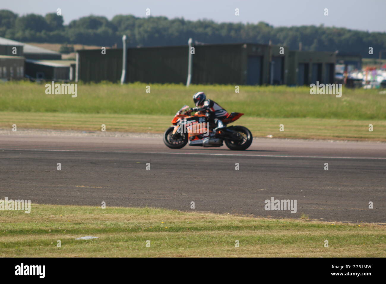 Super bikes race thruxton hi-res stock photography and images - Alamy