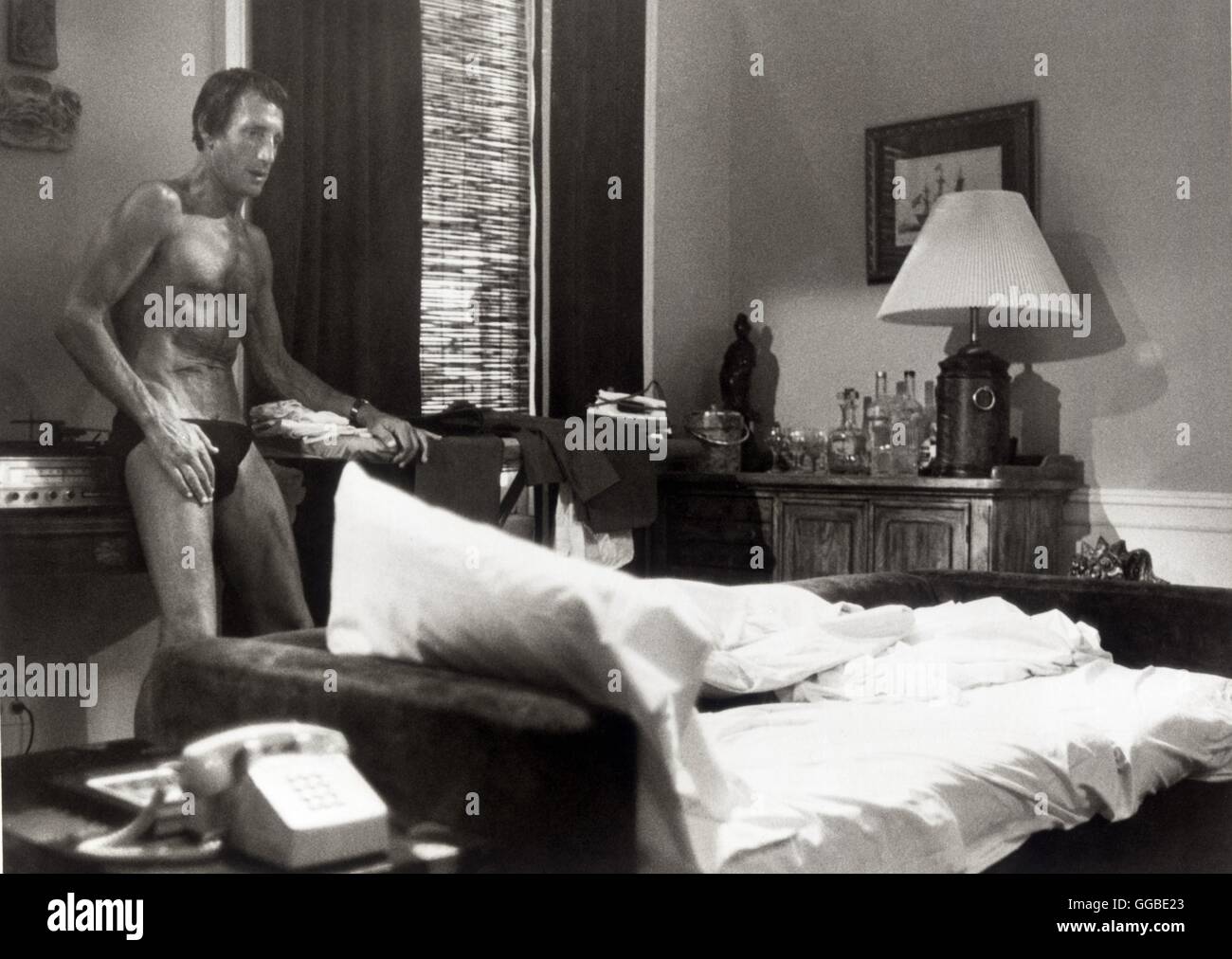 TÖDLICHE UMARMUNG Last Embrace USA 1979 Jonathan Demme Terrified by a ...