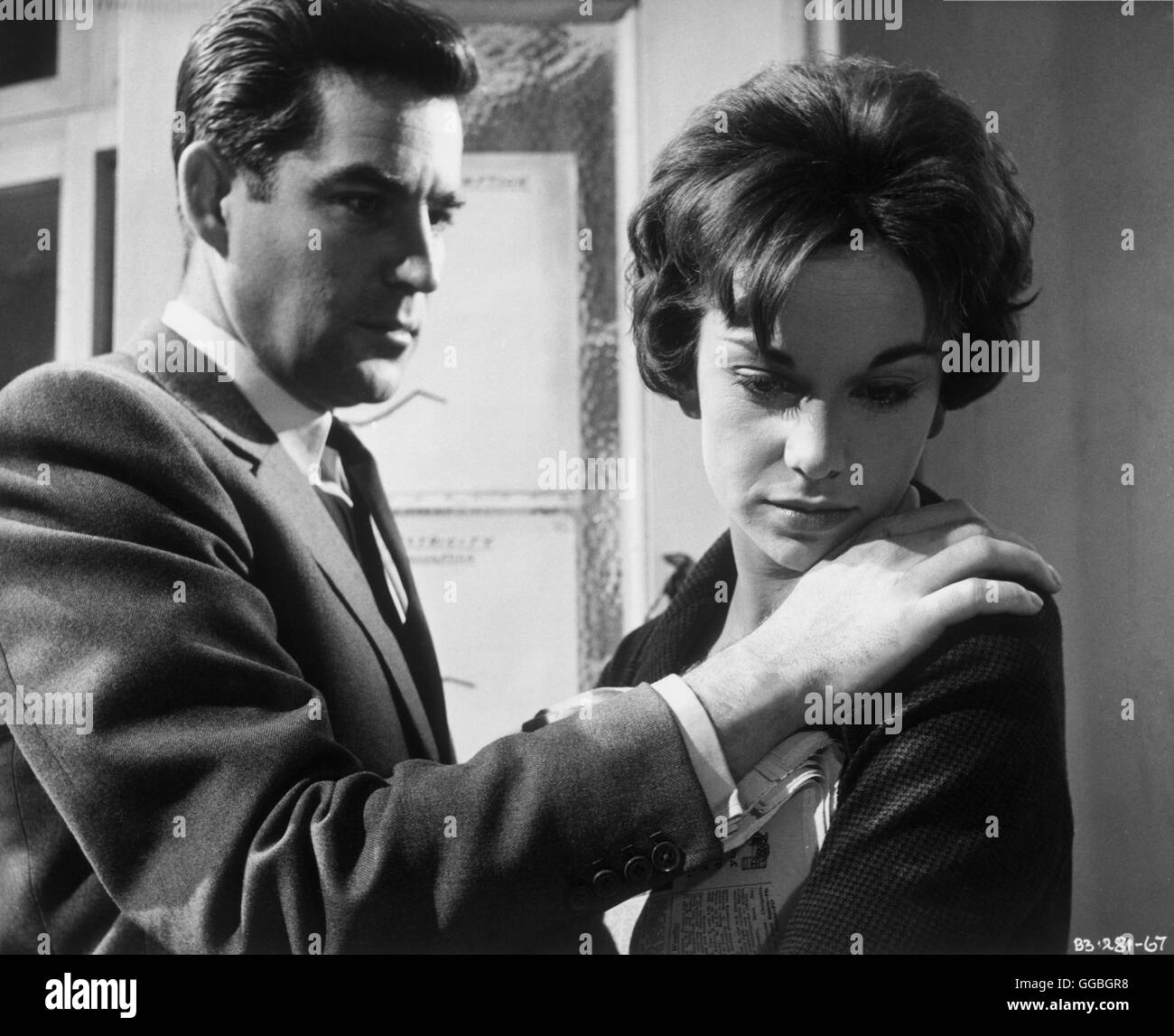 Elizabeth cone Black and White Stock Photos & Images - Alamy