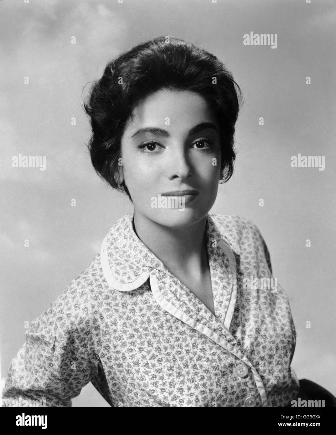 LINDA CRISTAL / LINDA CRISTAL ( 1960s Stock Photo - Alamy