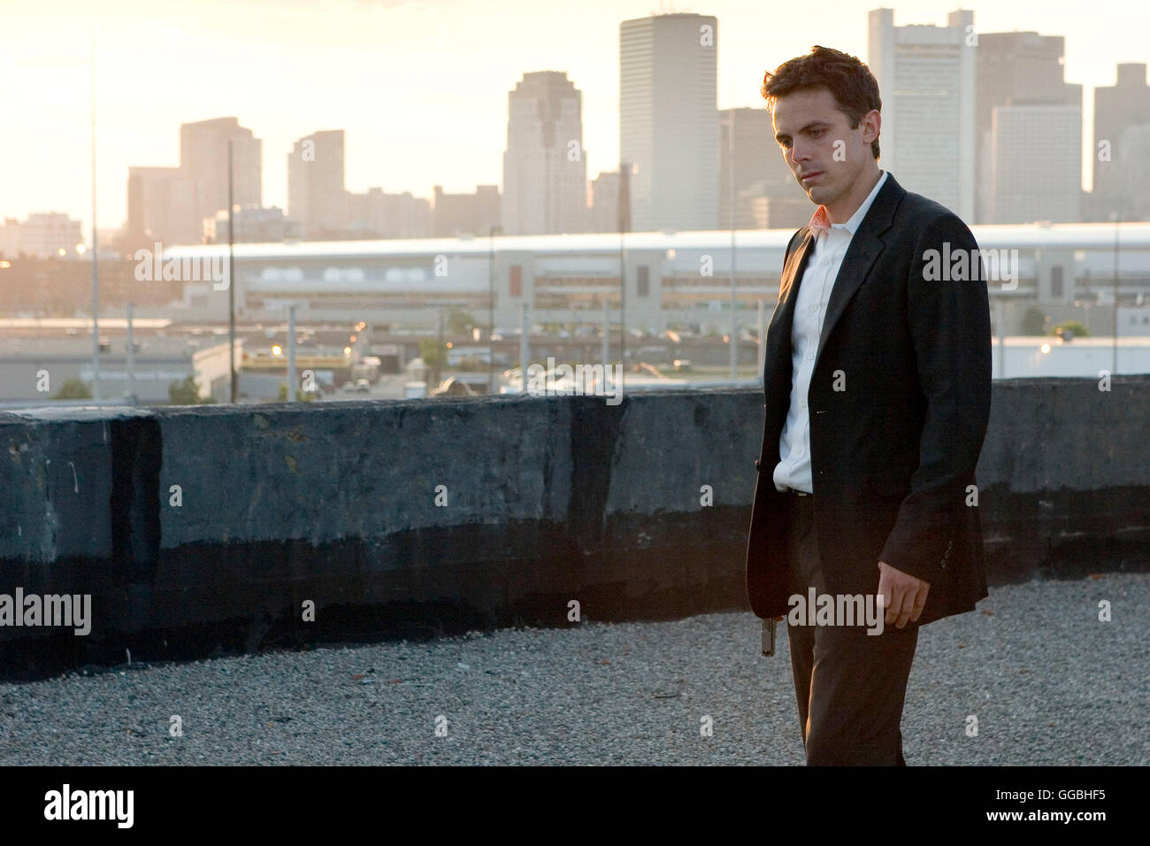 Gone Baby Gone / Patrick Kenzie (CASEY AFFLECK) steht nach einer ...