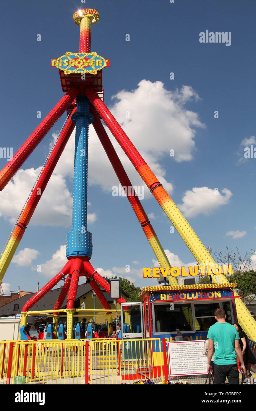 Revolution fairground ride at Wurstelprater Park in Vienna Stock Photo ...