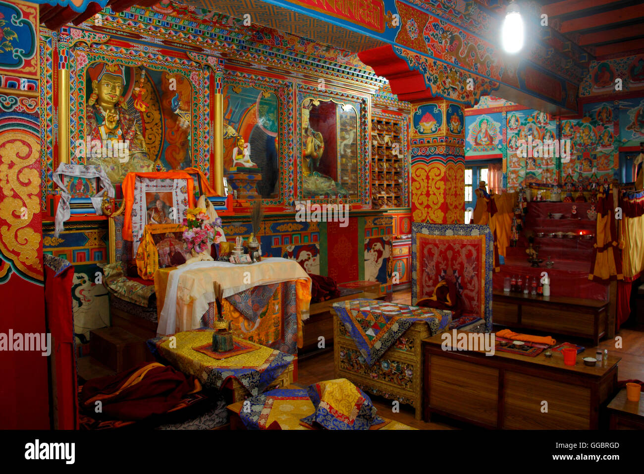 Buddhist monasteries hi-res stock photography and images - Alamy
