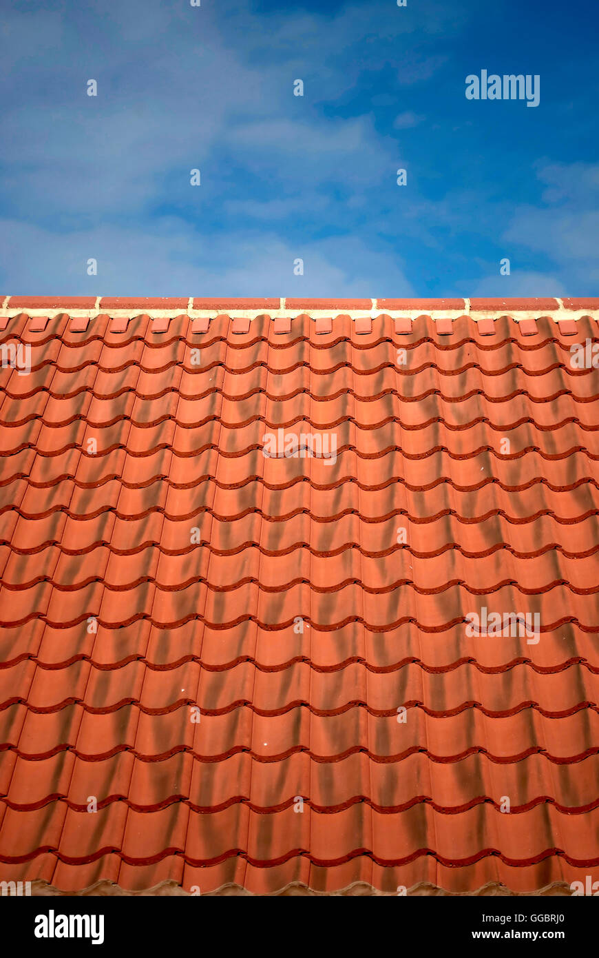 red roof tiles Stock Photo - Alamy
