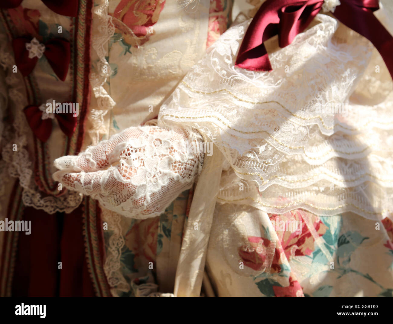 elegant woman's hand with the glove with lace Stock Photo - Alamy