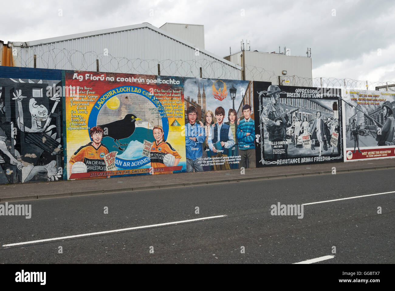 Graffiti, wall art and murals, Belfast Stock Photo - Alamy
