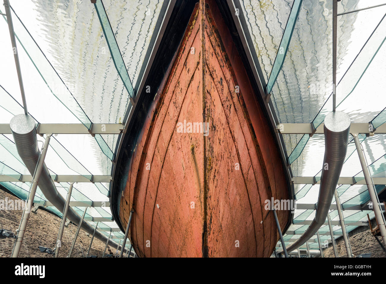 Underneath the 'fake' sea looking at the hull of Brunel's SS Great ...