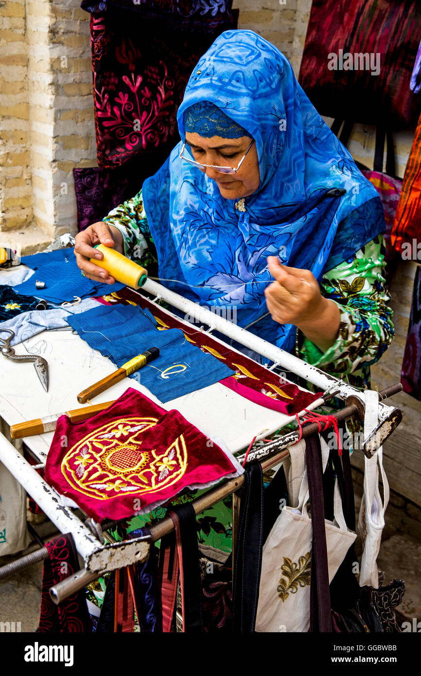 geography / travel, Uzbekistan, Bukhara, Sayfudding caravansary, gold ...