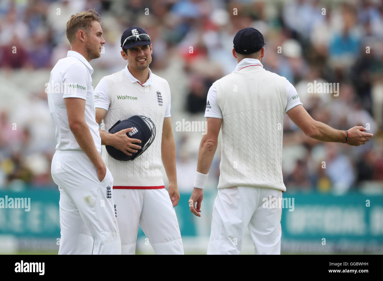 Jimmy anderson stuart broad hi-res stock photography and images - Alamy