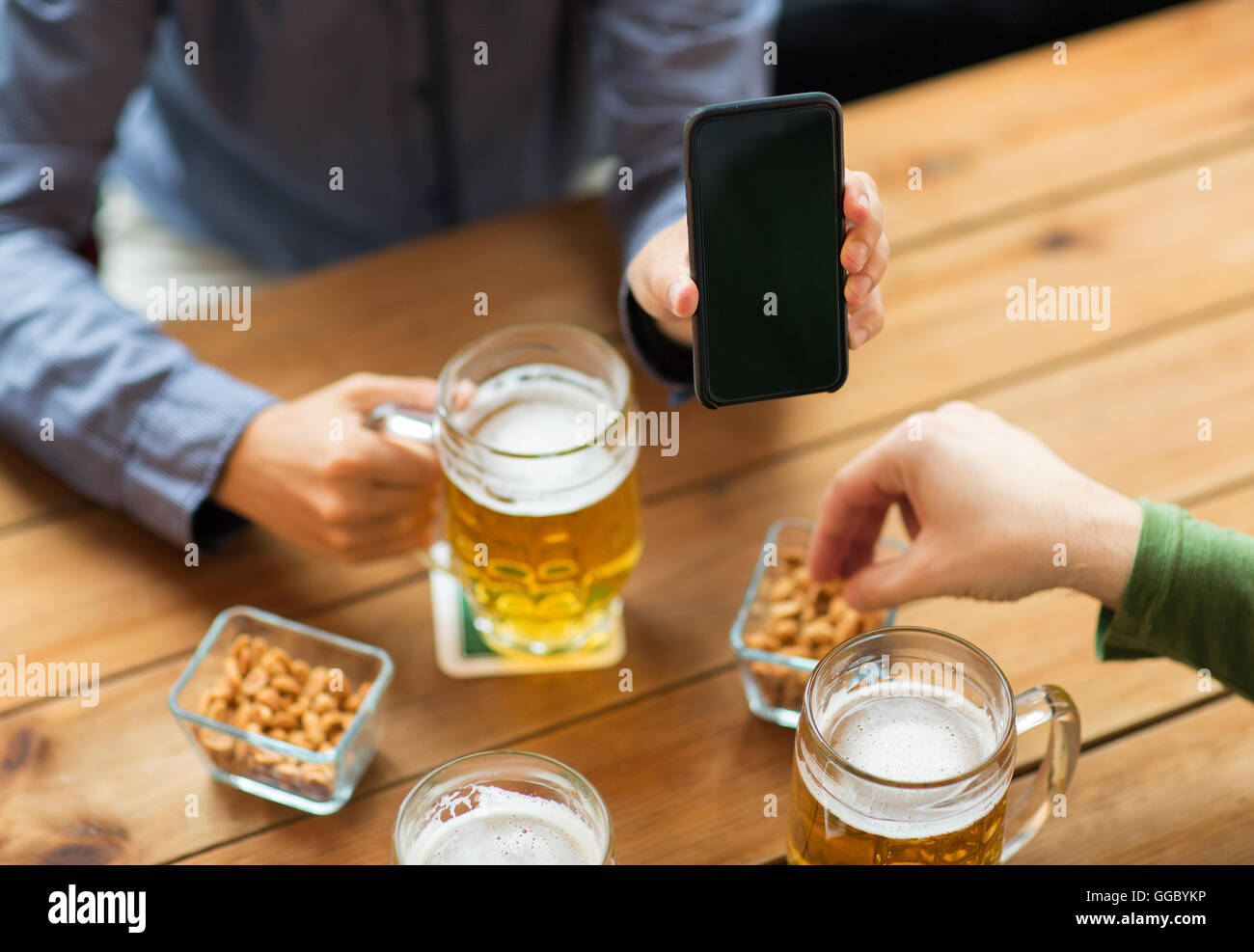 Beer advert male hi-res stock photography and images - Alamy