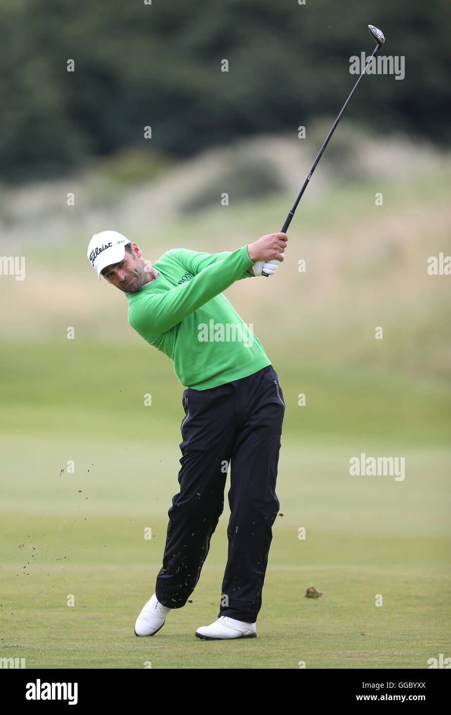 Englands lee slattery on 6th hole hi-res stock photography and images ...