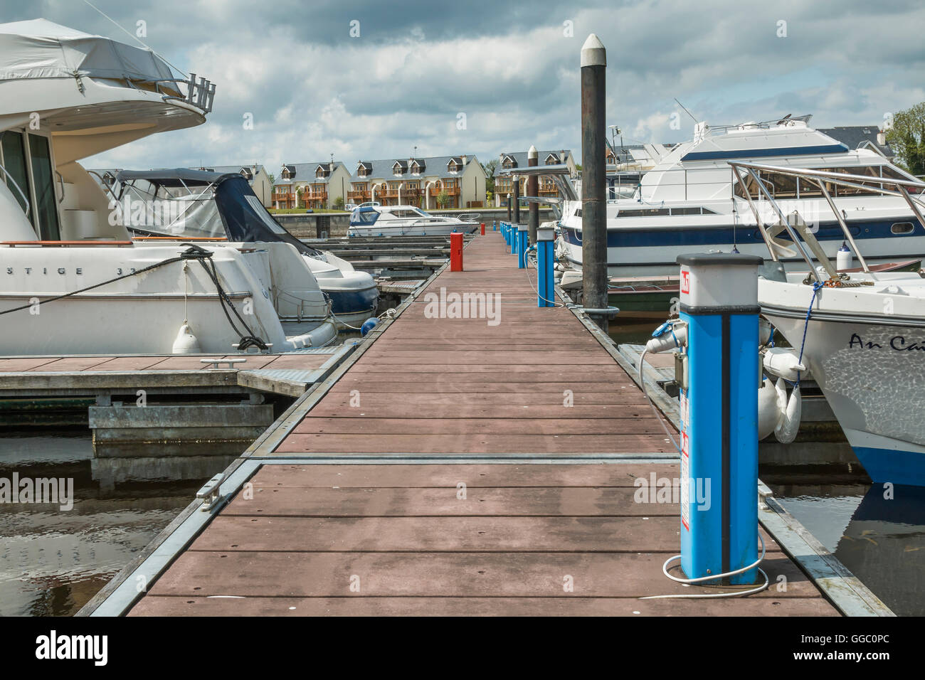Tarmonbarry Roscommon Ireland Stock Photo - Alamy