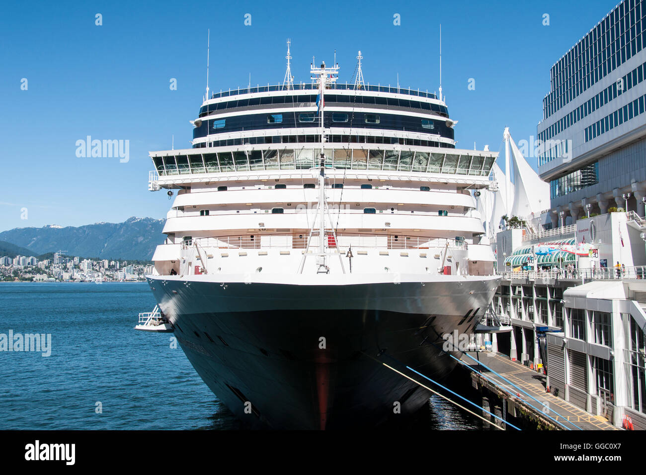 Side view ship deck windows hi-res stock photography and images - Alamy