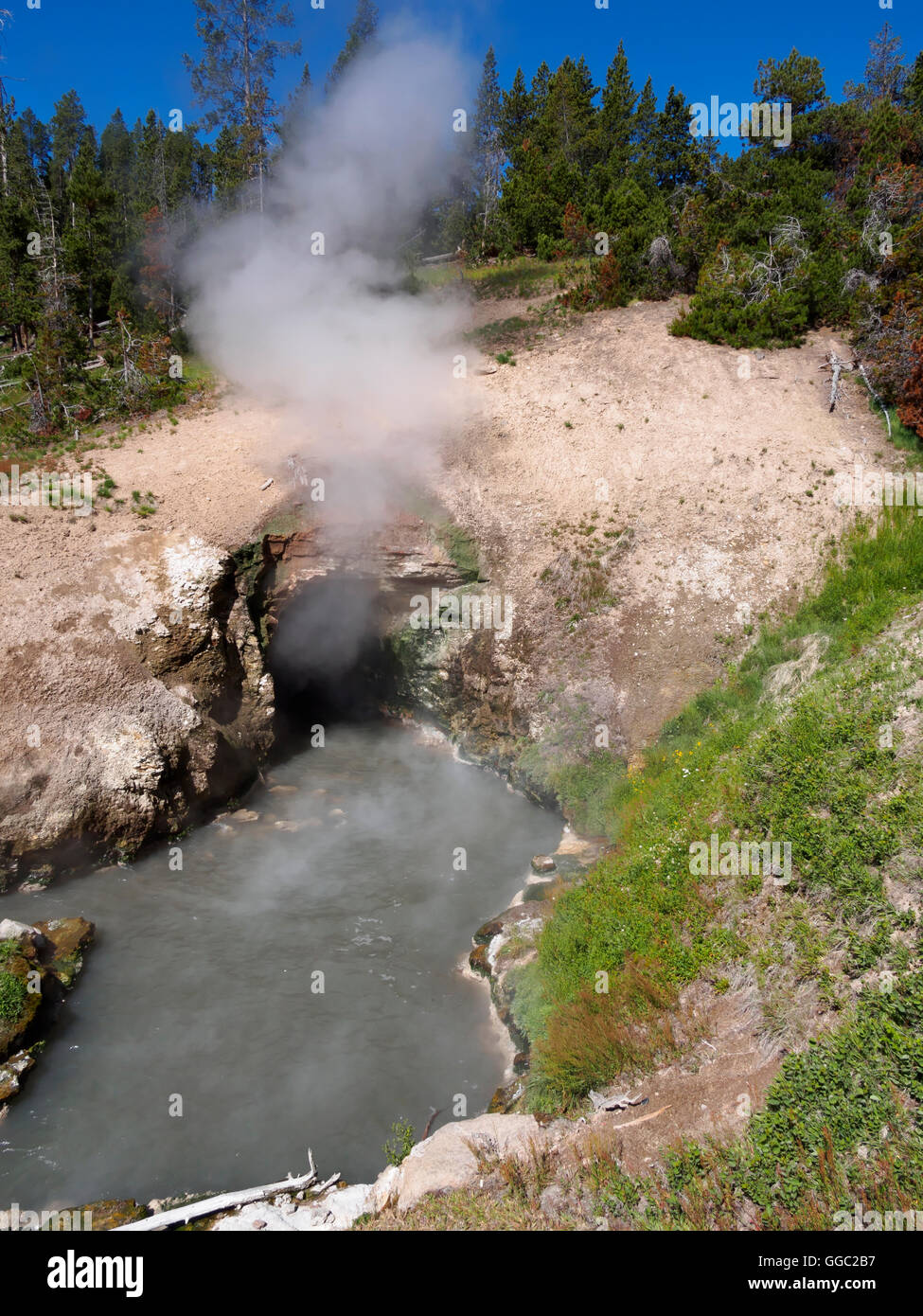 Dragons mouth hi-res stock photography and images - Alamy