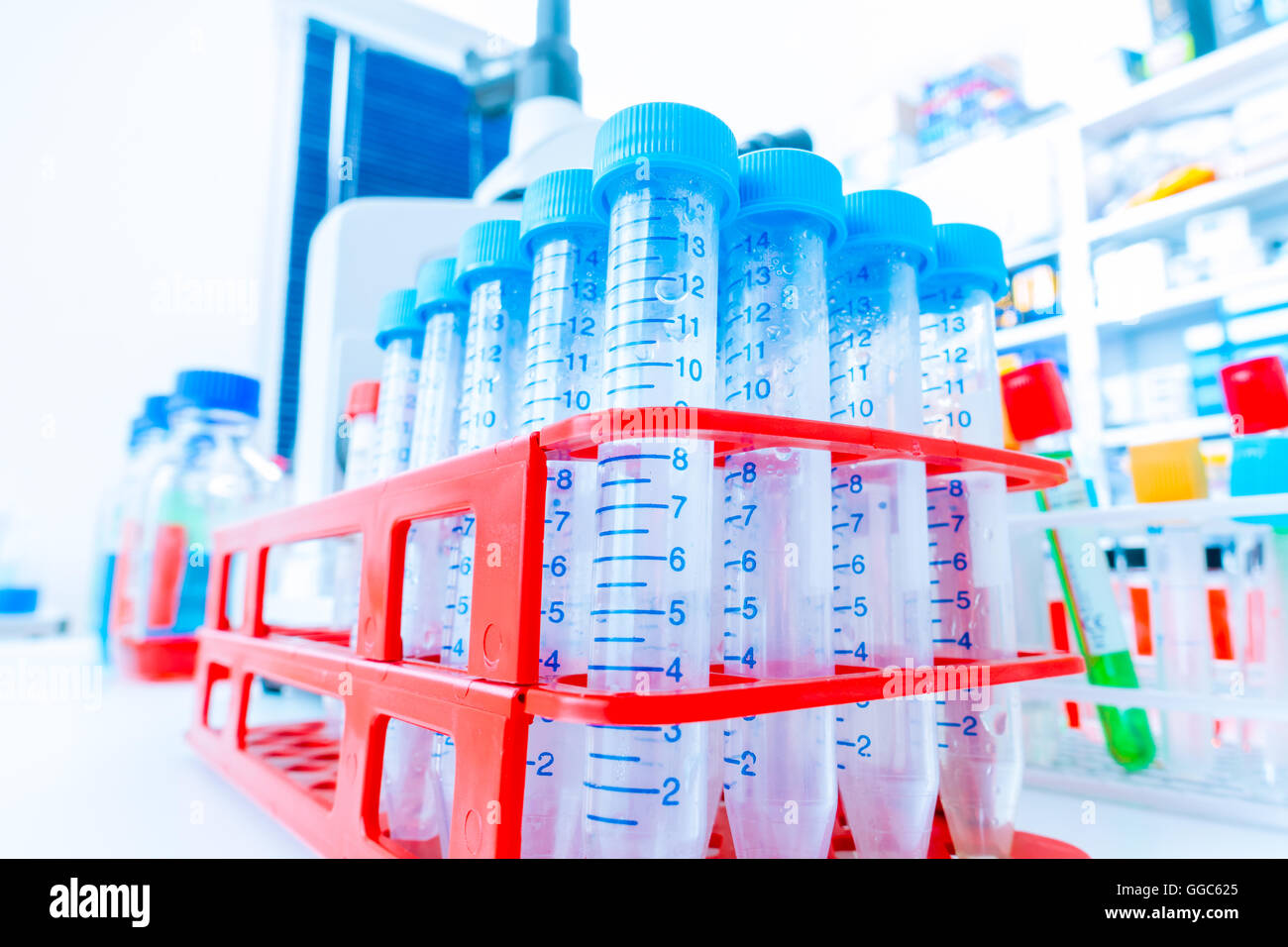 Old test tubes hi-res stock photography and images - Alamy