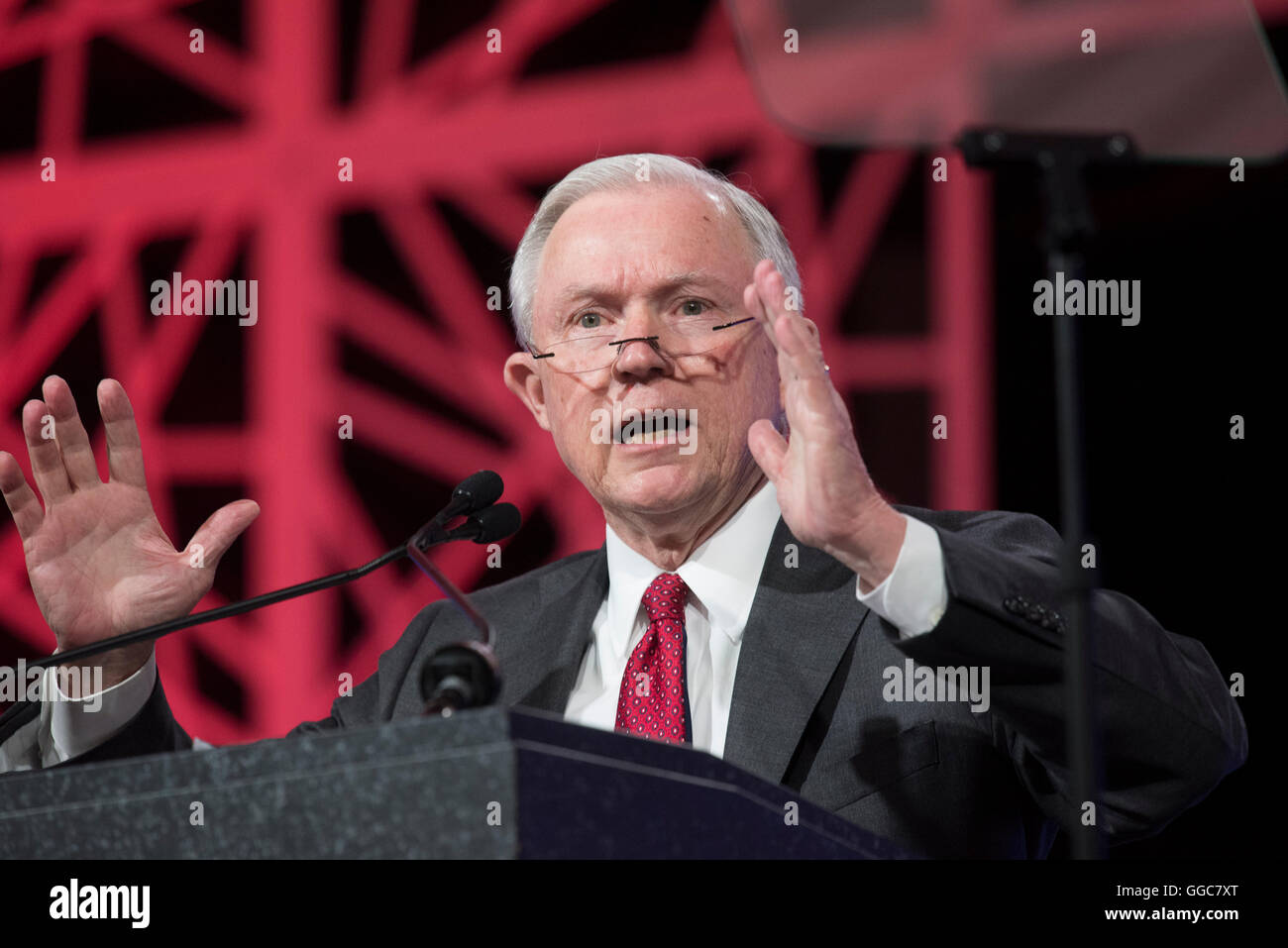 Senator jeff sessions hi-res stock photography and images - Alamy