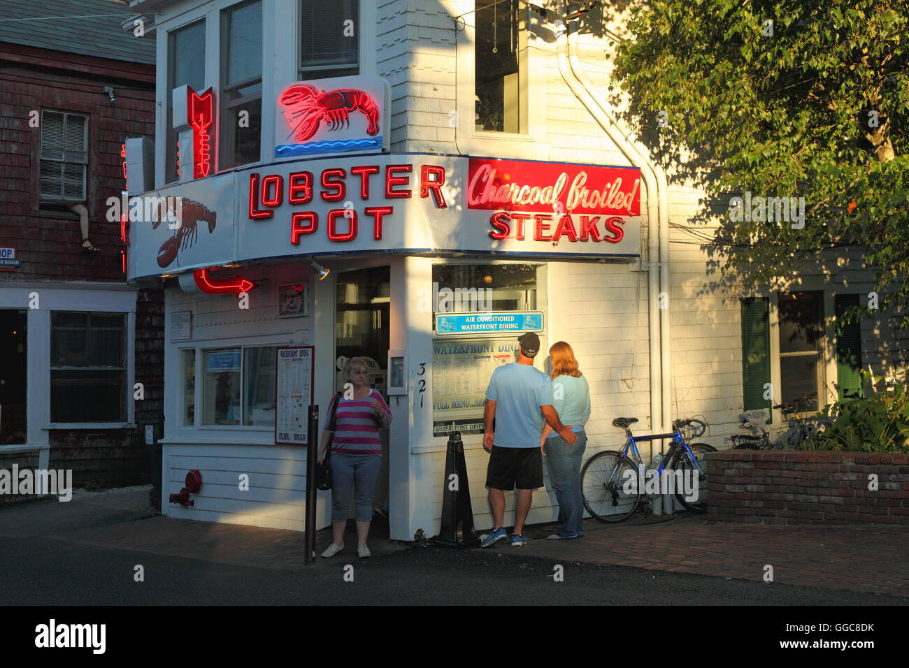 Lobster pot restaurant provincetown cape hi-res stock photography and ...