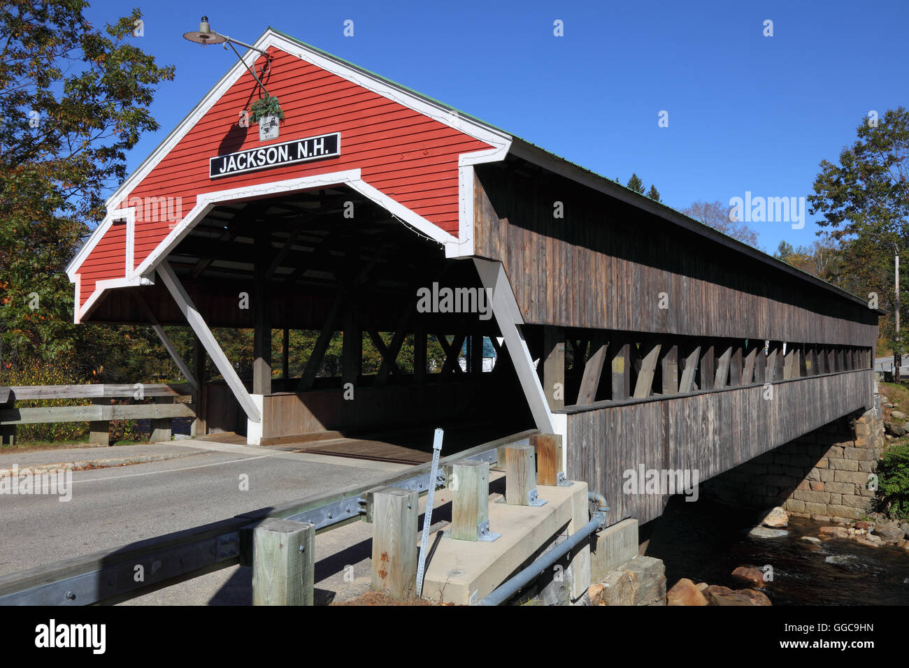 geography / travel, USA, New Hampshire, Jackson, Jackson Covered Bridge ...