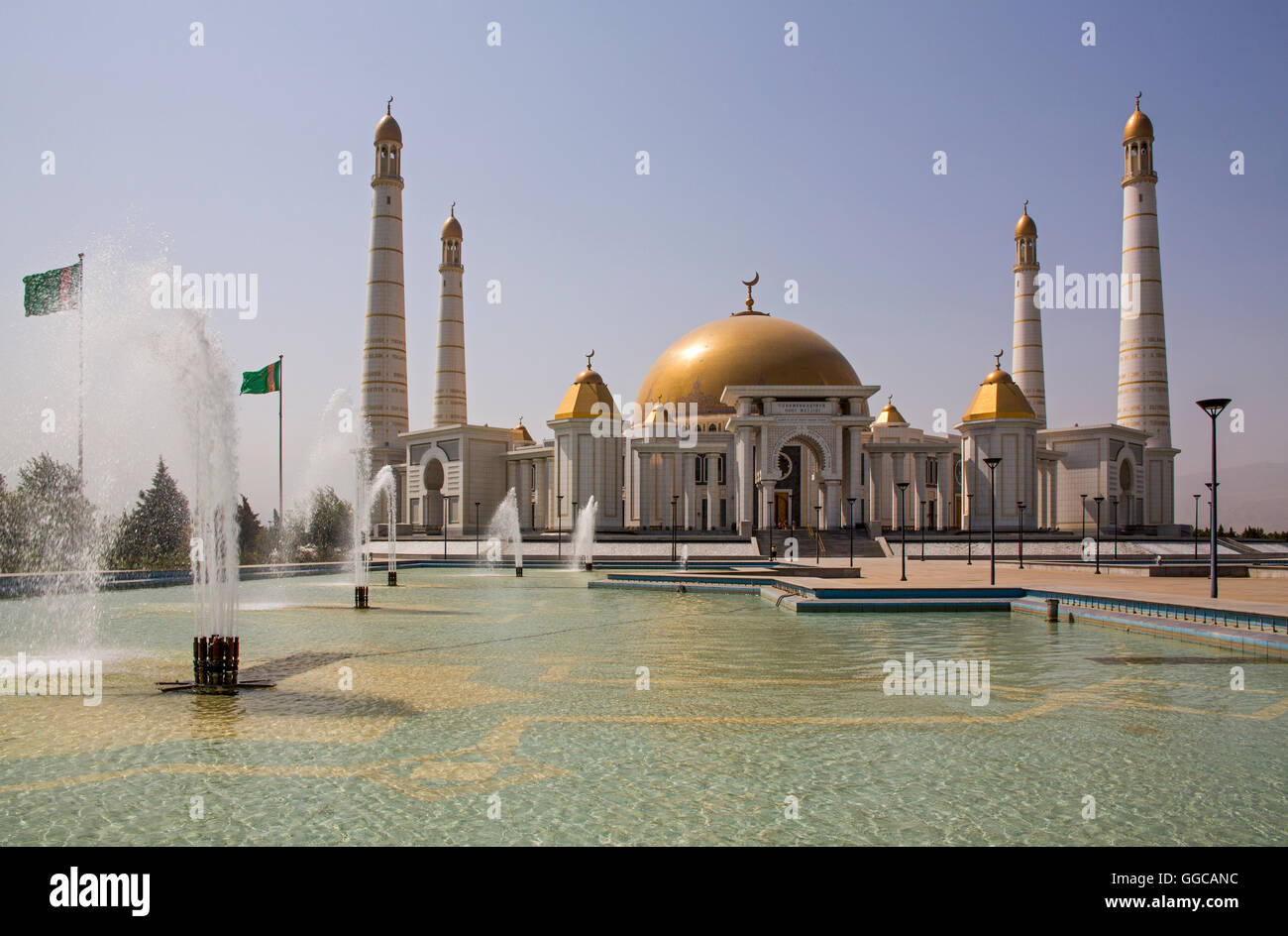 Ashgabat turkmenistan mosque hi-res stock photography and images - Alamy