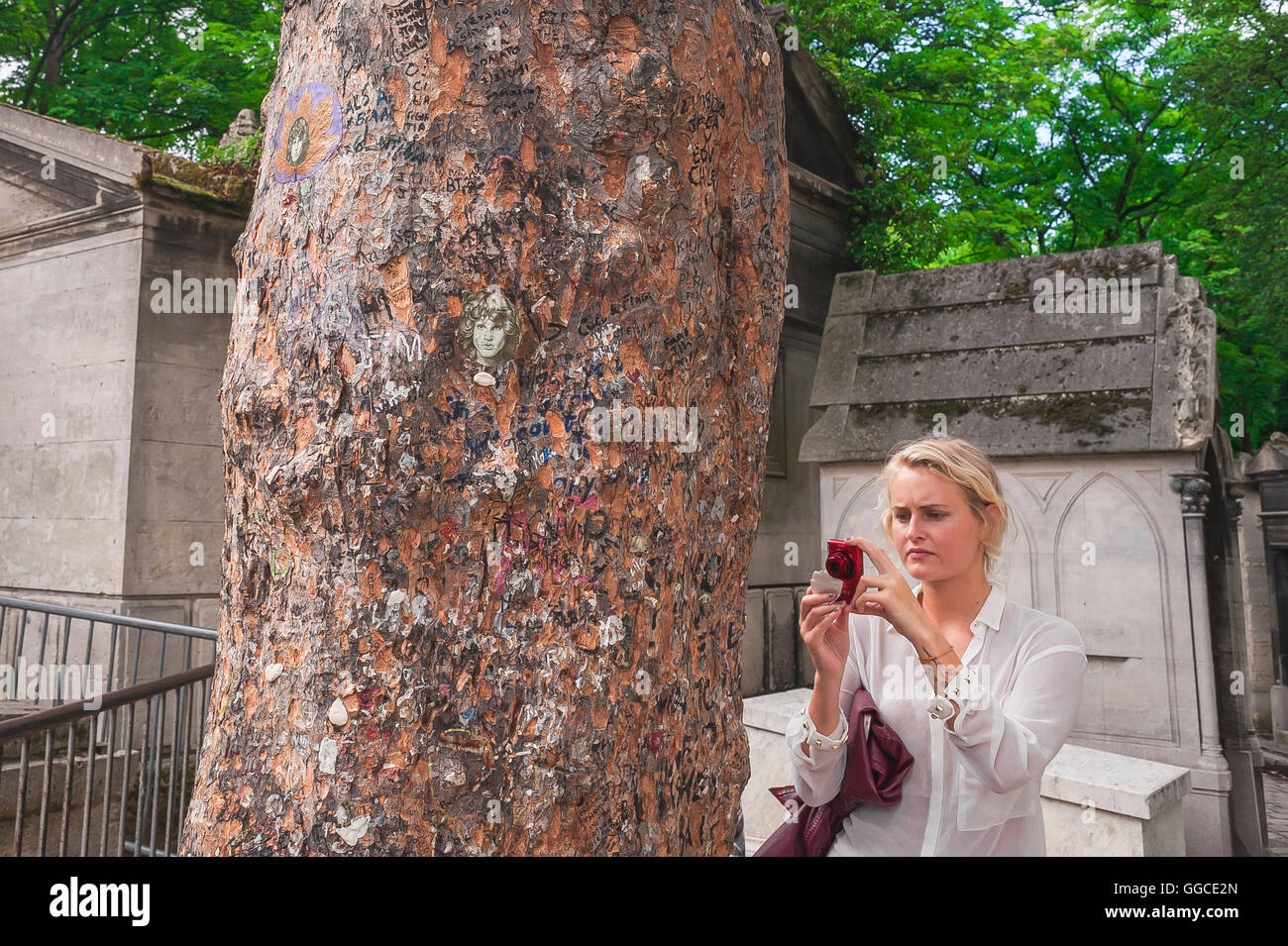 Jim morrisons grave pere lachaise cemetery hi-res stock photography and ...