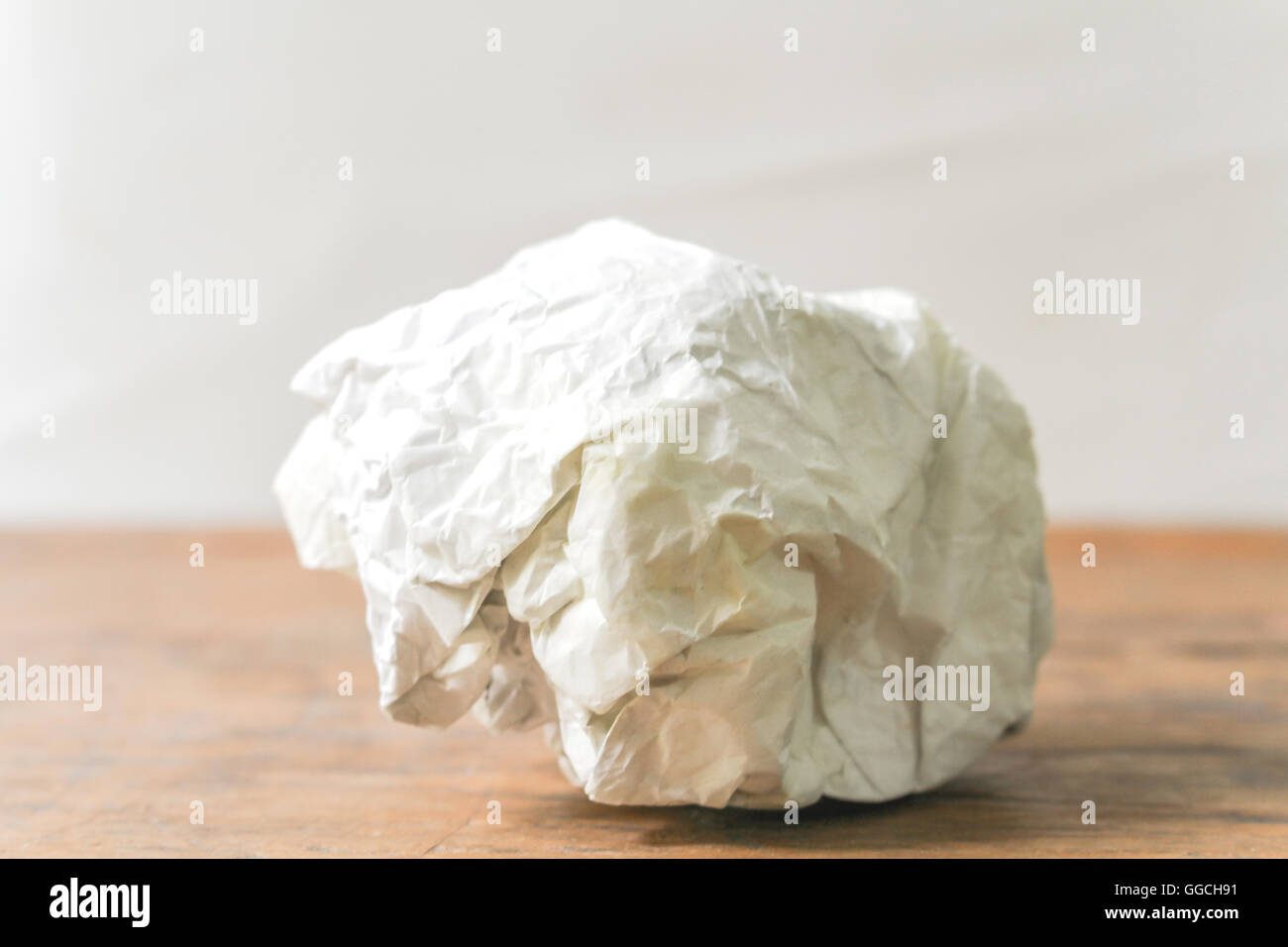 Crease Crumpled Paper Stock Photo - Alamy