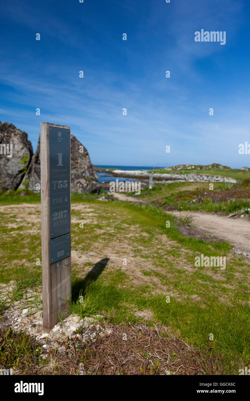 Lofoten Links Golf Course, Gimsoy, Lofoten Islands, Norway. The worlds ...