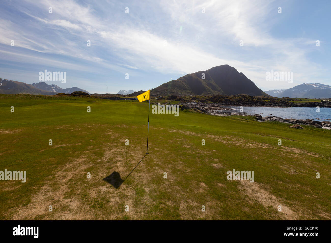 Lofoten Links Golf Course, Gimsoy, Lofoten Islands, Norway. The worlds ...