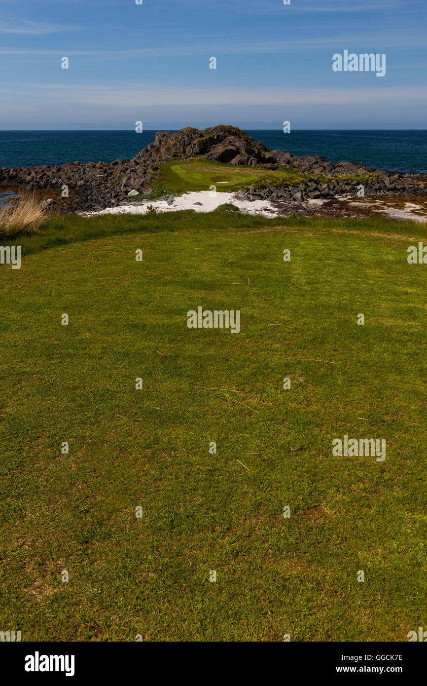 Lofoten Links Golf Course, Gimsoy, Lofoten Islands, Norway. The worlds ...