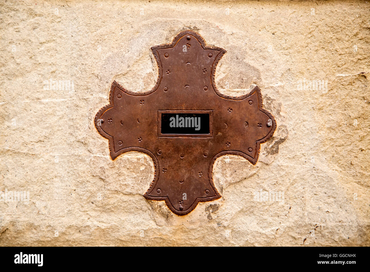 Keyhole view hi-res stock photography and images - Alamy
