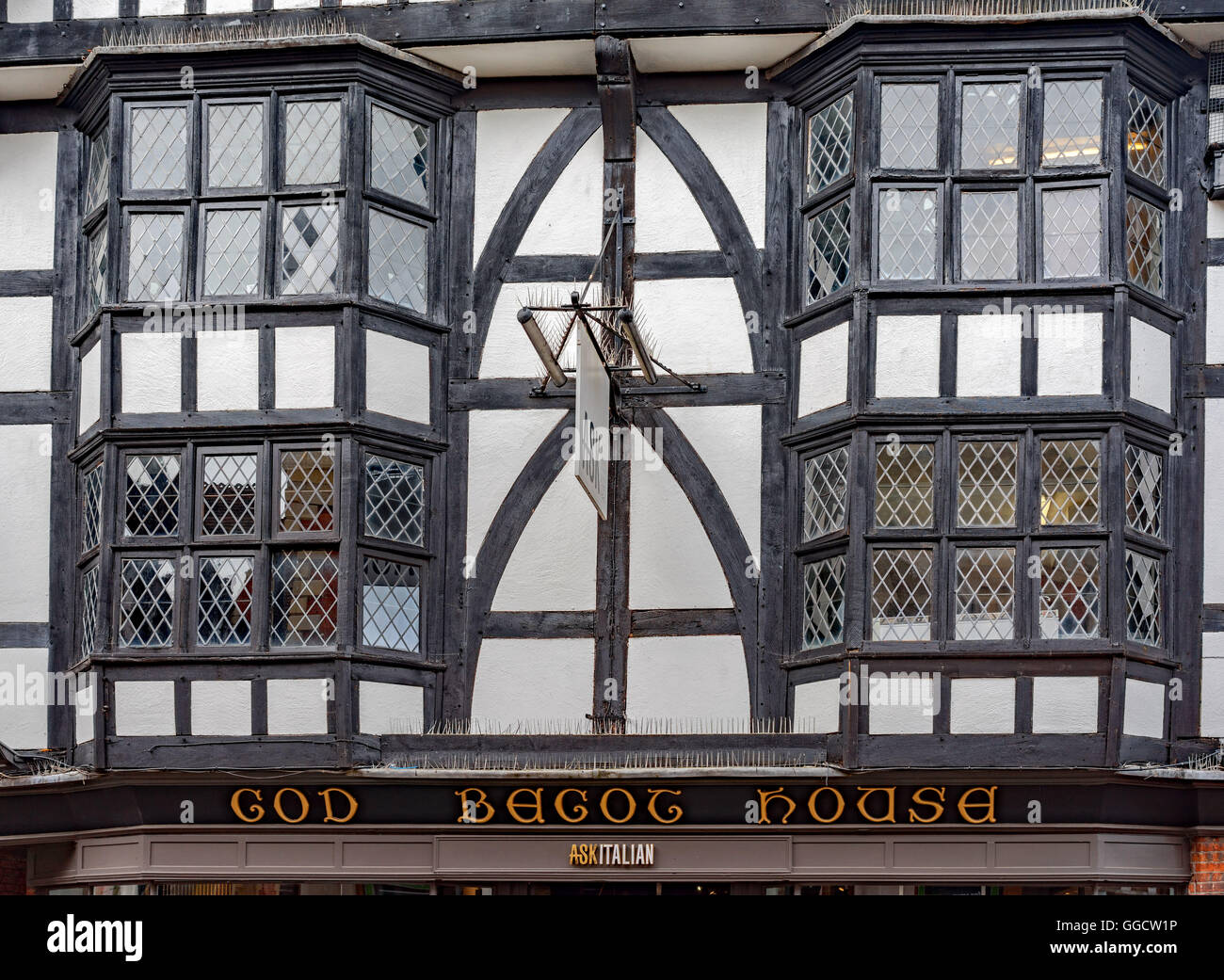 God begot house winchester hi-res stock photography and images - Alamy